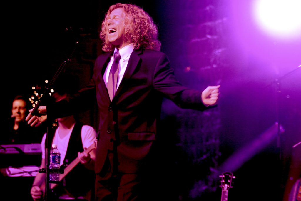 Remembering B.E. Taylor at Christmas - Weelunk