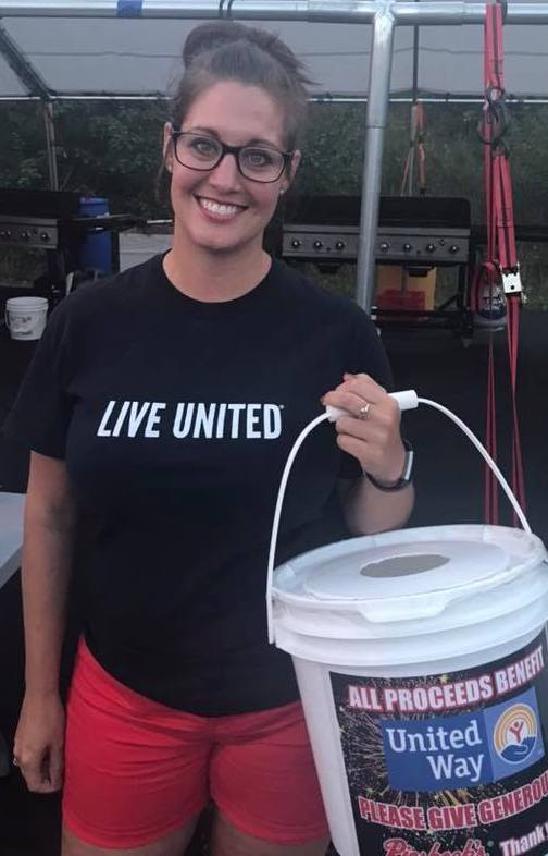 Uniting the Community with Jessica Rine - Weelunk