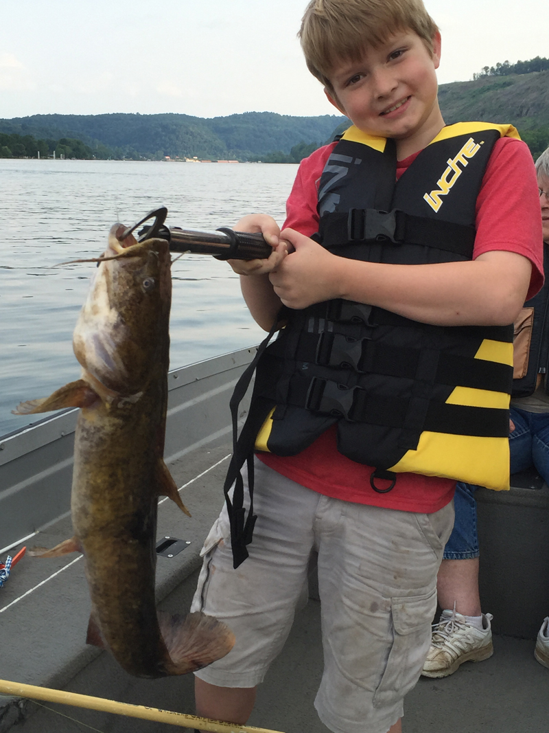 EARL'S CAPERS WITH KIDS: No Worms Needed - Weelunk