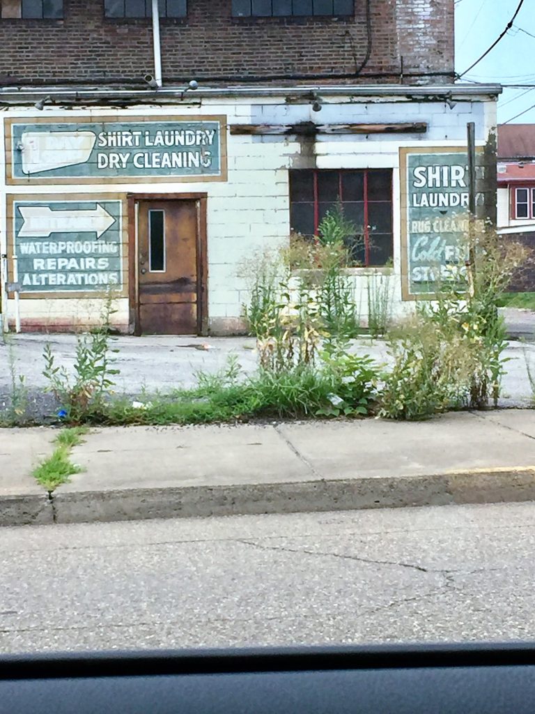 Ghost Signs of Wheeling - Weelunk