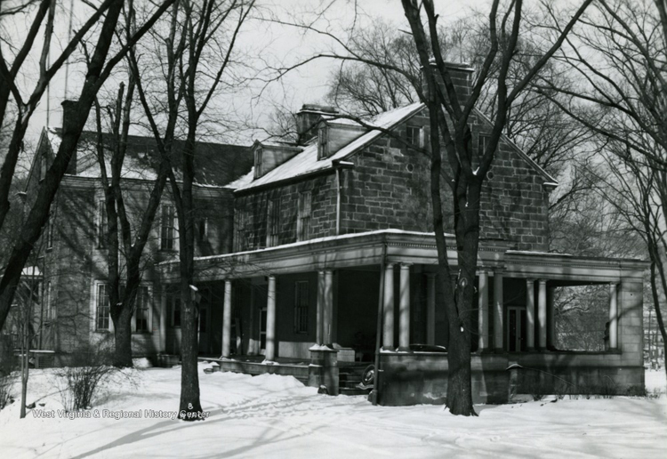 WEELUNK FOR KIDS: Wheeling Landmark Scavenger Hunt (Part I) - Weelunk