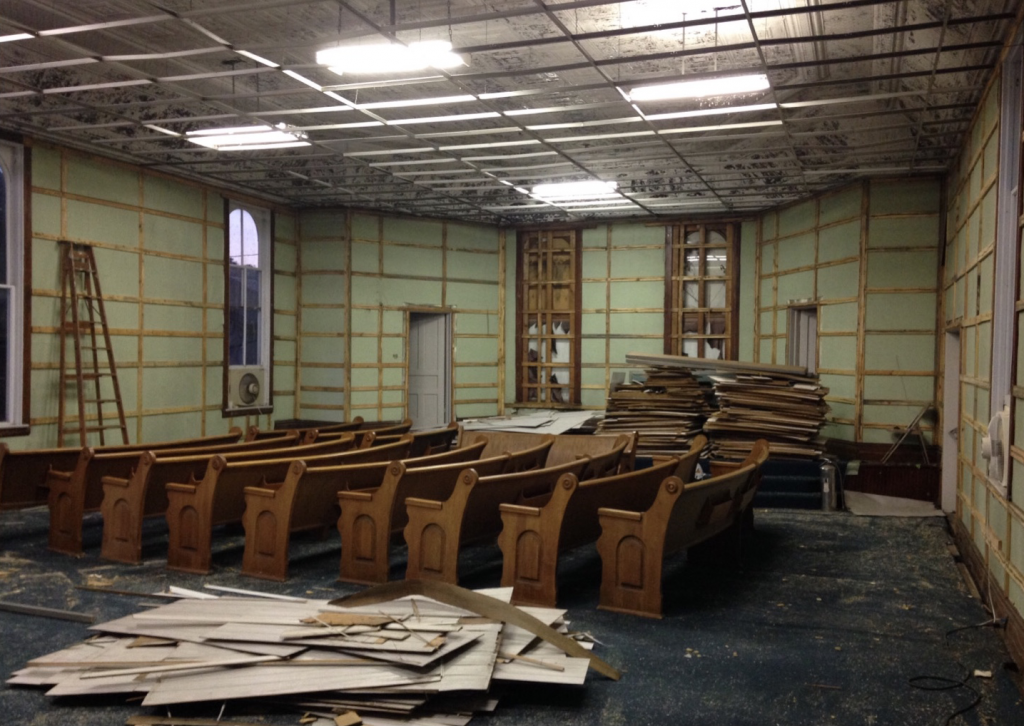 How One Couple Turned a $1 Church Into Their Dream Home - Weelunk