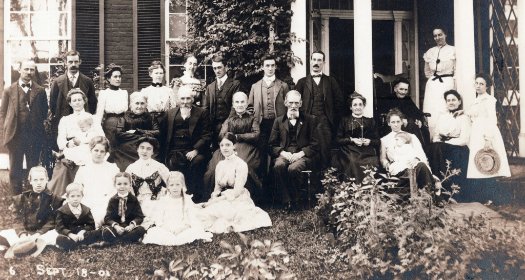 A River Runs Through It: The Thomas Family - Weelunk