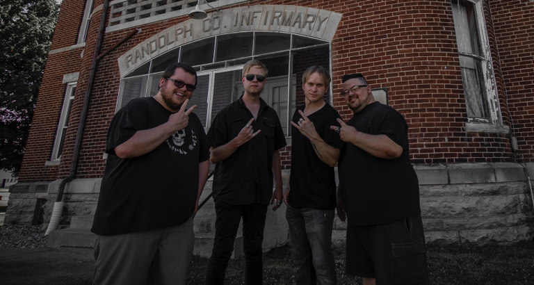 Haunting Tales from a Local Paranormal Investigator - Weelunk