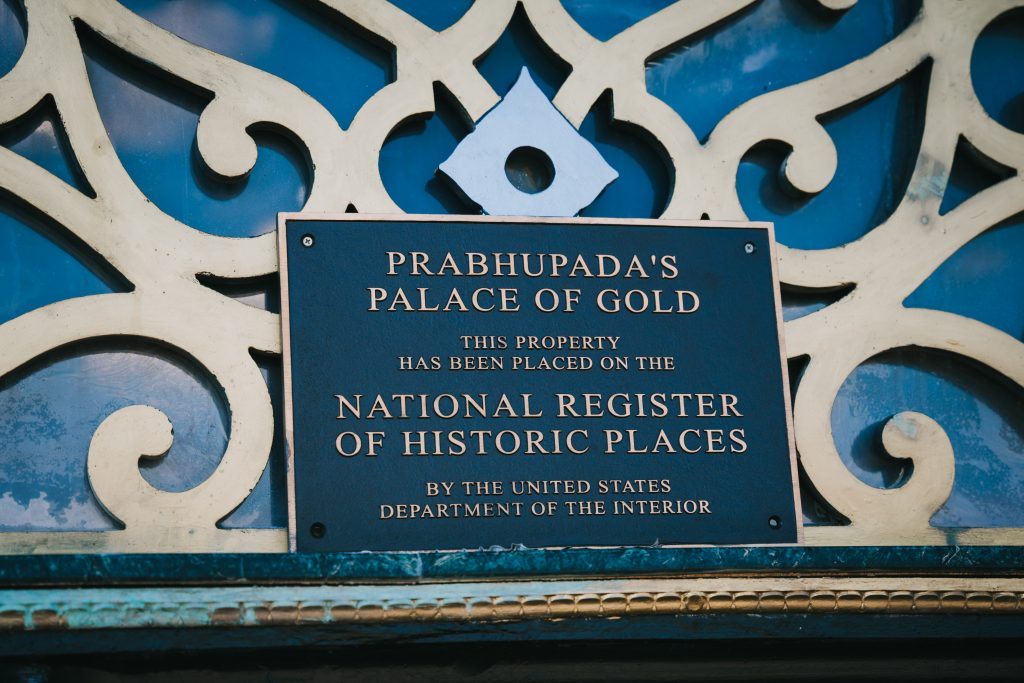 New Vrindaban: Home of the Palace of Gold - Weelunk